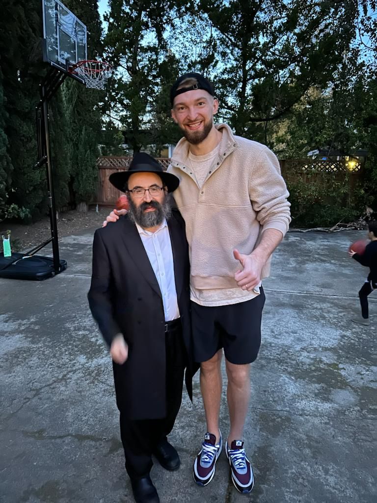 NBA Star Domantas Sabonis’ Wife Says He Is Converting to Judaism